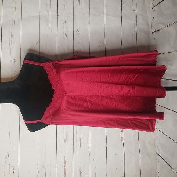torrid | Intimates & Sleepwear | Torrid Red Satin Sleep Tank Top | Poshmark